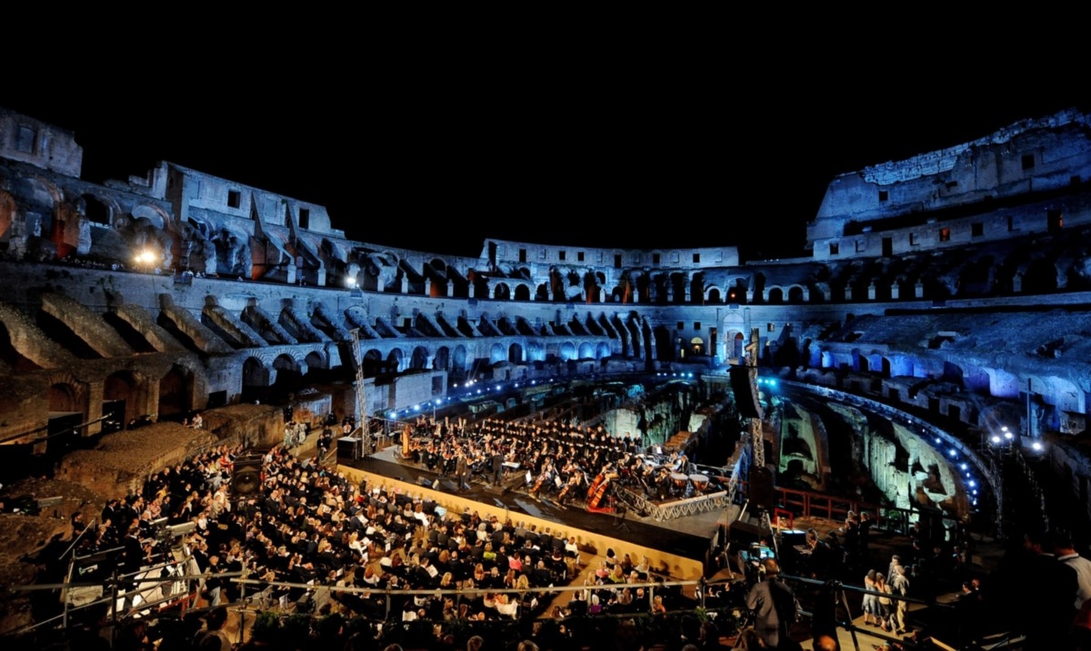 12.-espectc3a1culo-de-andrea-bocelli.-coliseu-de-roma.-itc3a1lia.-2017 ...